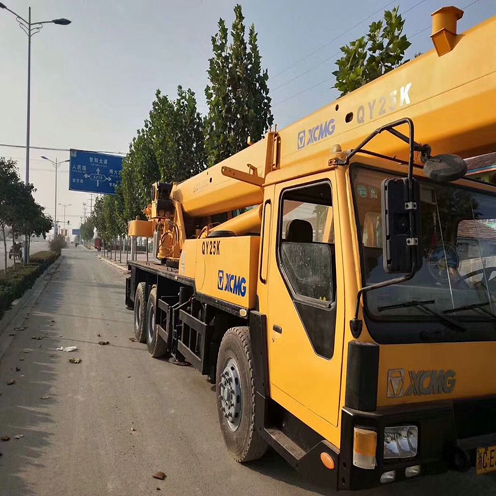 Used XCMG 25 ton Lifting Mobile Crane QY25K, MACHMALL